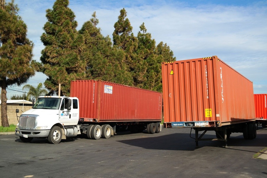 Container Drayage in Oakland: Complete Guide for Importers & Brokers